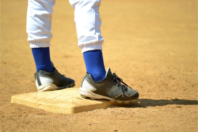 Difference Between Football and Baseball Cleats - BASEBALL~X~GEAR